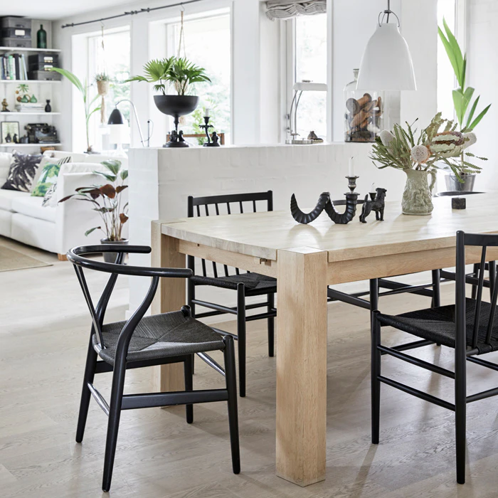 7 smukke spisestuer med y-stolen i fokus | ISABELLAS